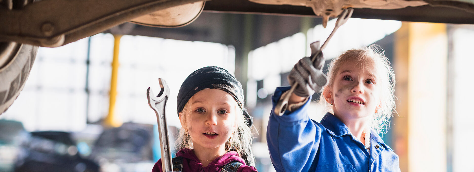 Ausbildung im Autohaus - Wir stellen uns vor - Unternehmen - Startseite